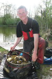 Fishing Festivals from Barford Lakes - Match and Day Ticket Fishing ...